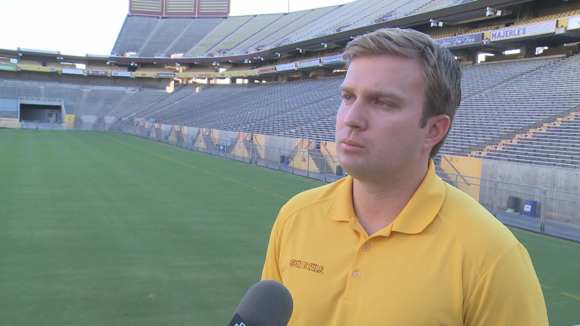 College recruiters eye prospects' social media | 12news.com