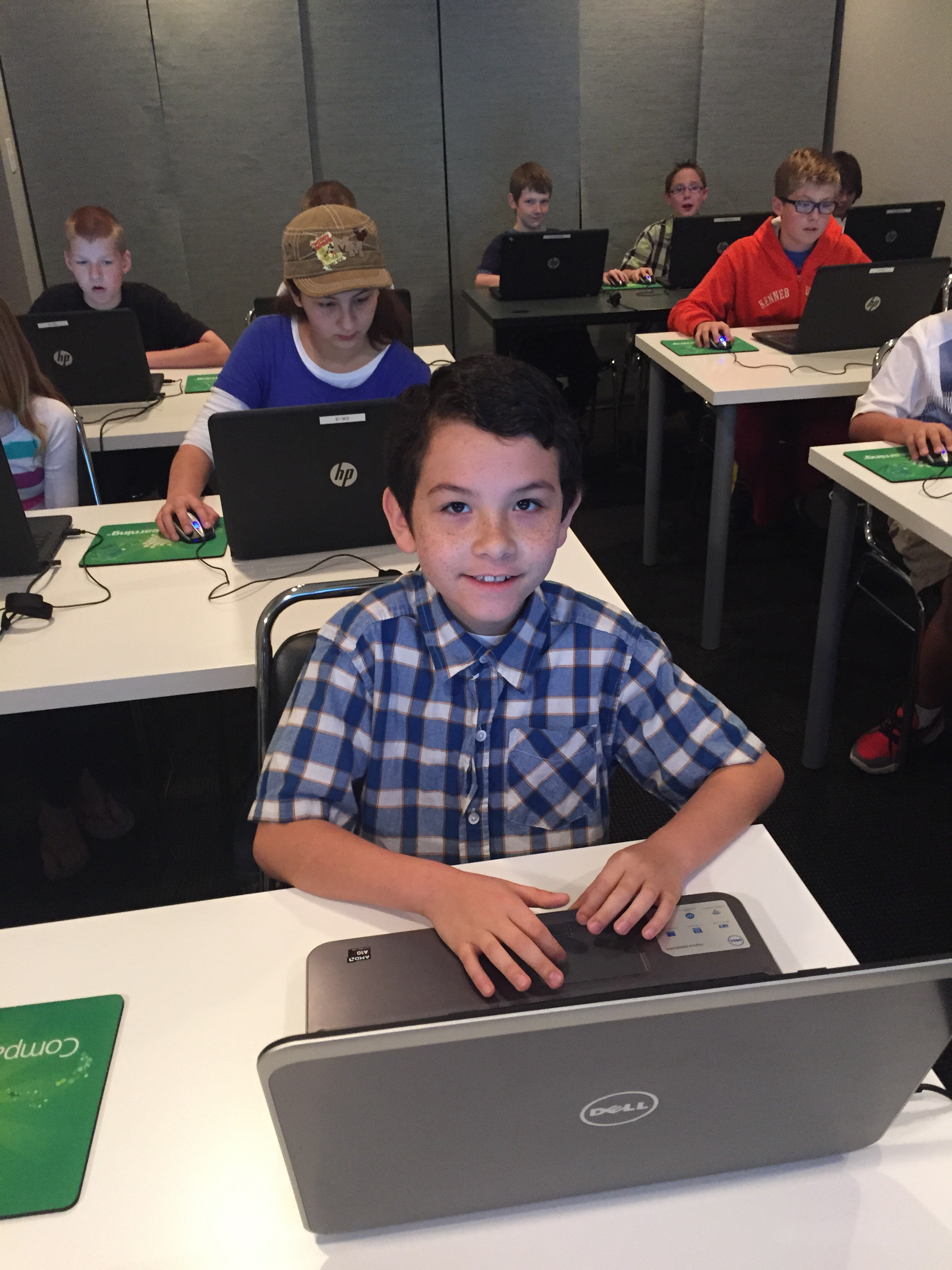 Kids learn video game design at unique Scottsdale camp | 12news.com