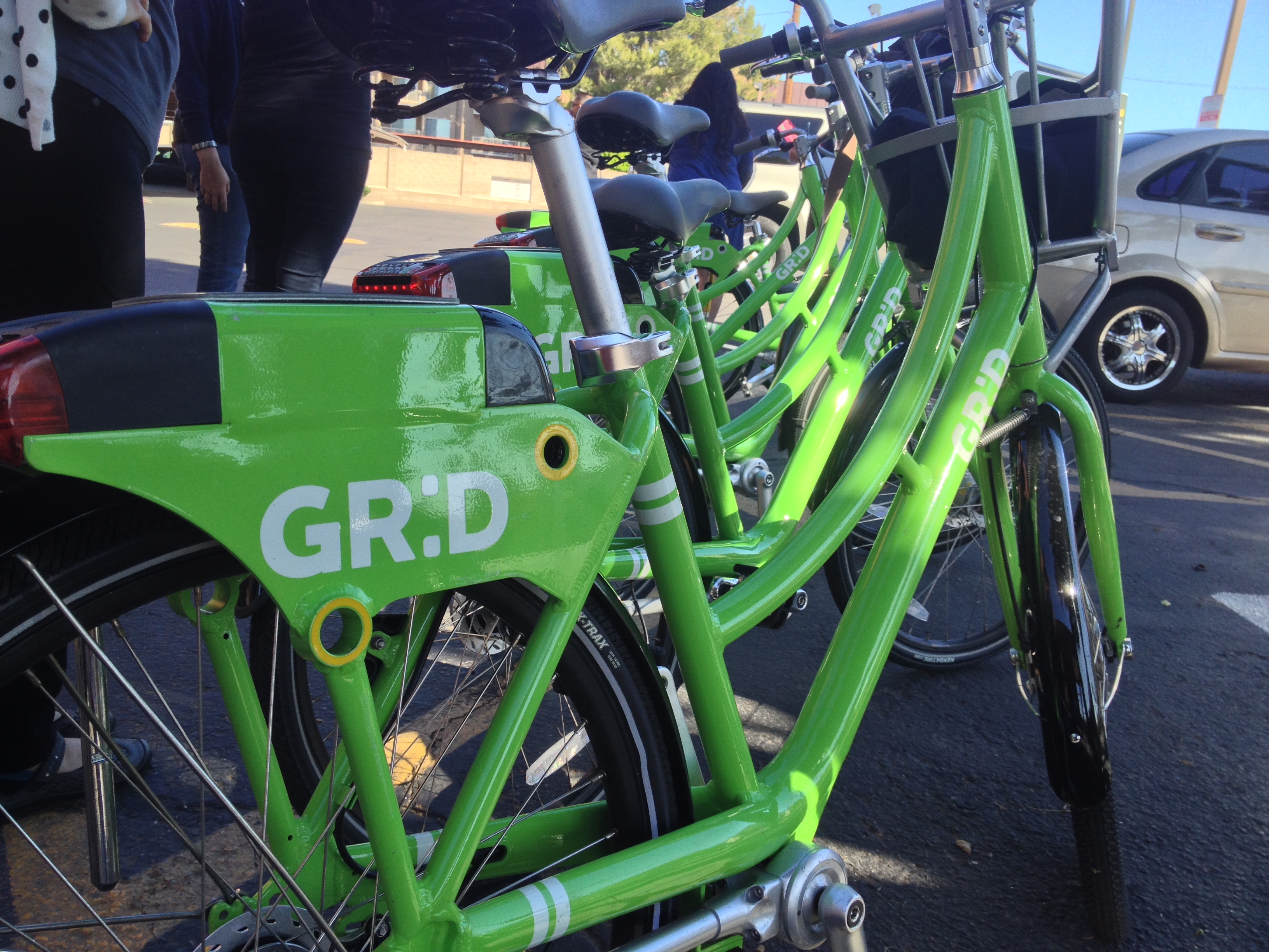 Phoenix plans on expanding bike sharing program | 12news.com