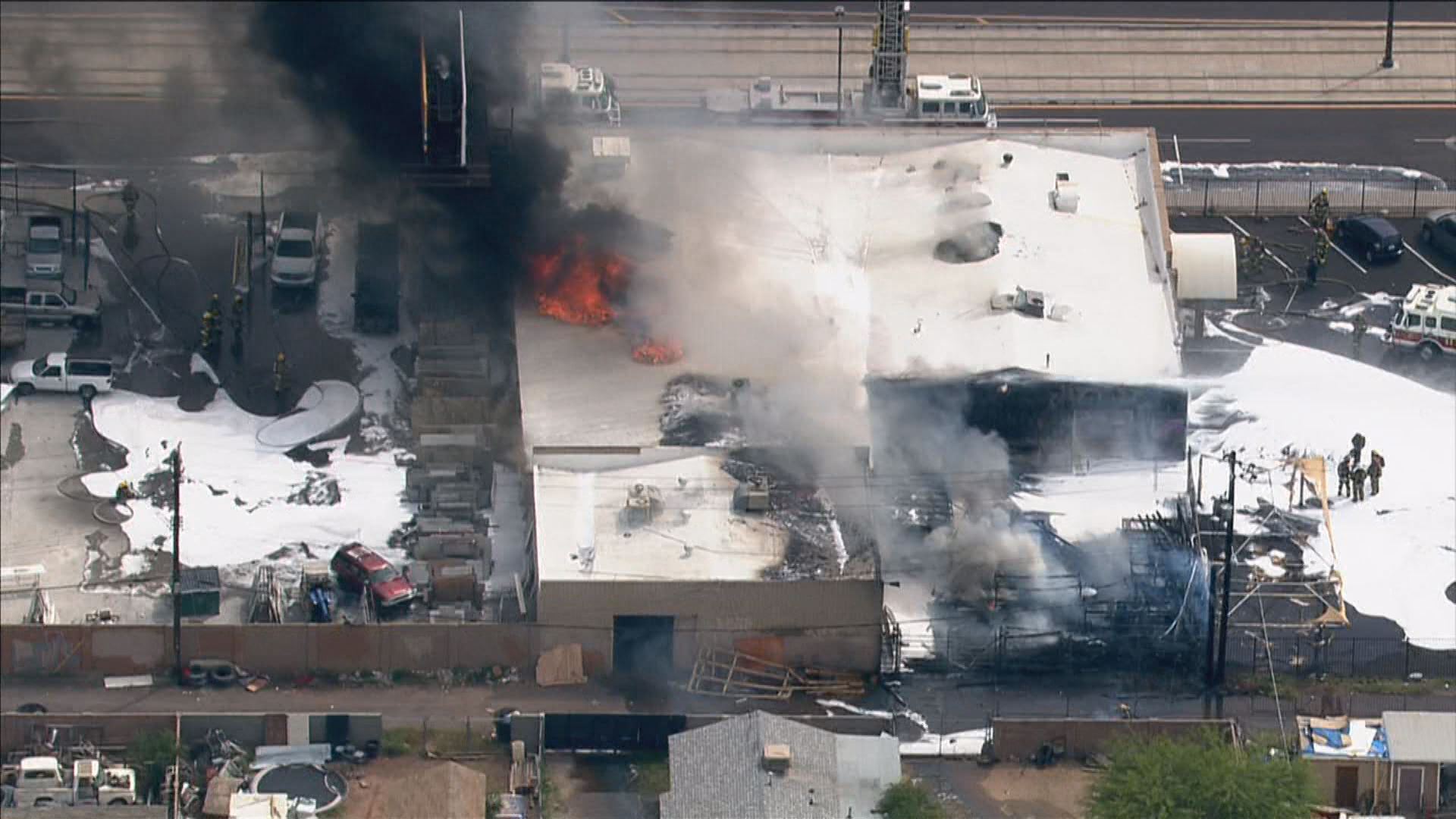 Fire destroys east Phoenix business | 12news.com
