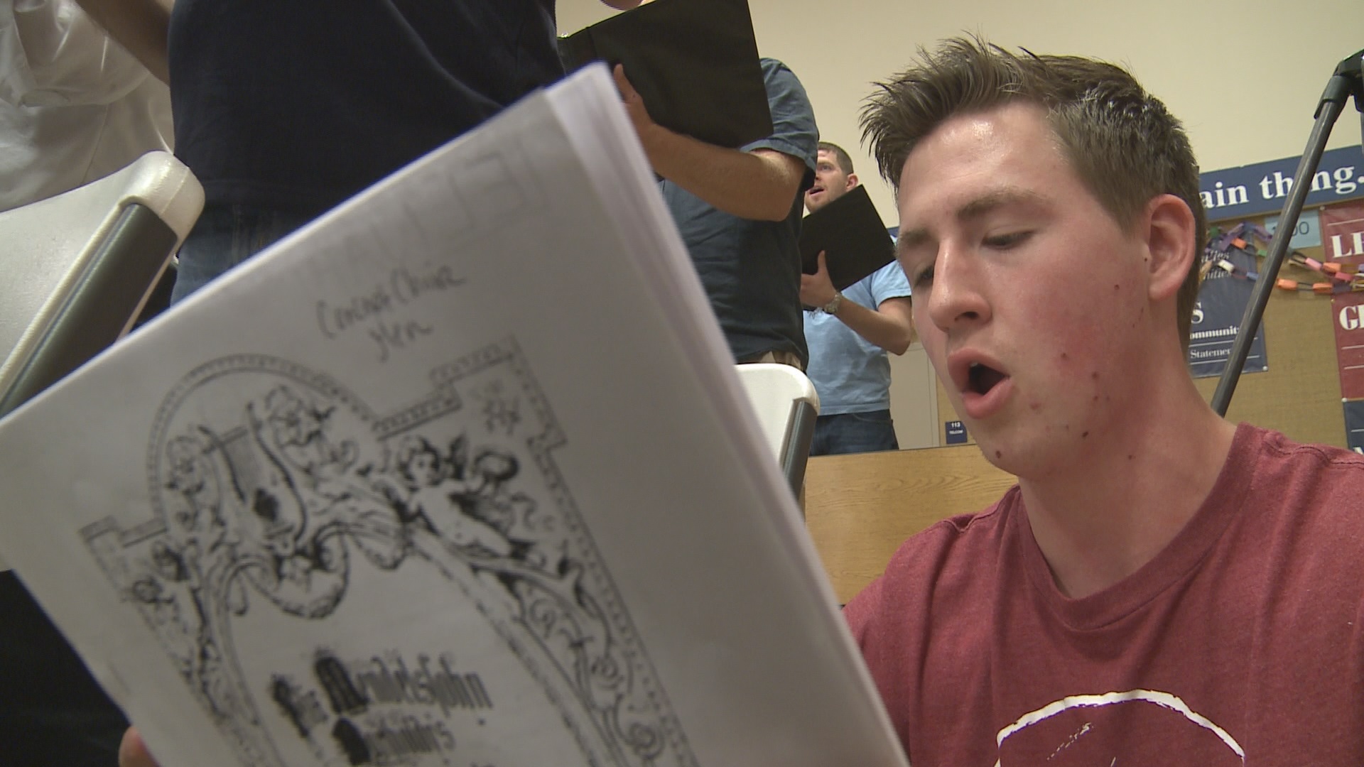 Mesa choir inspiring lives with one voice | 12news.com