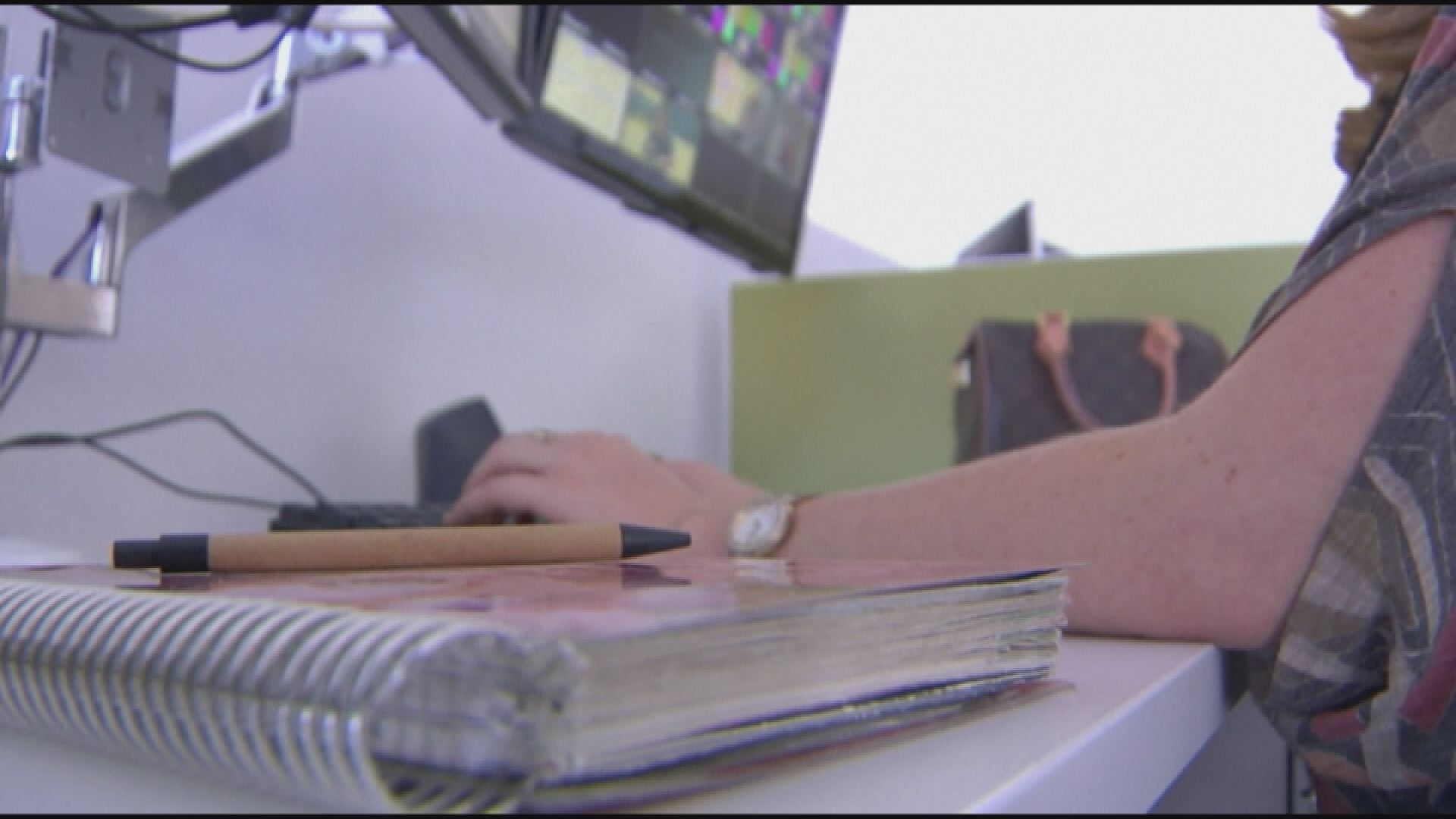Call center holds job fair Wednesday, Thursday to hire 400 | 12news.com