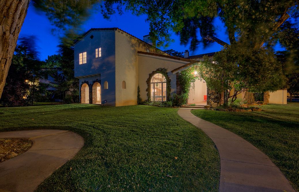 2 houses from 'Breaking Bad' for sale in Albuquerque | 12news.com