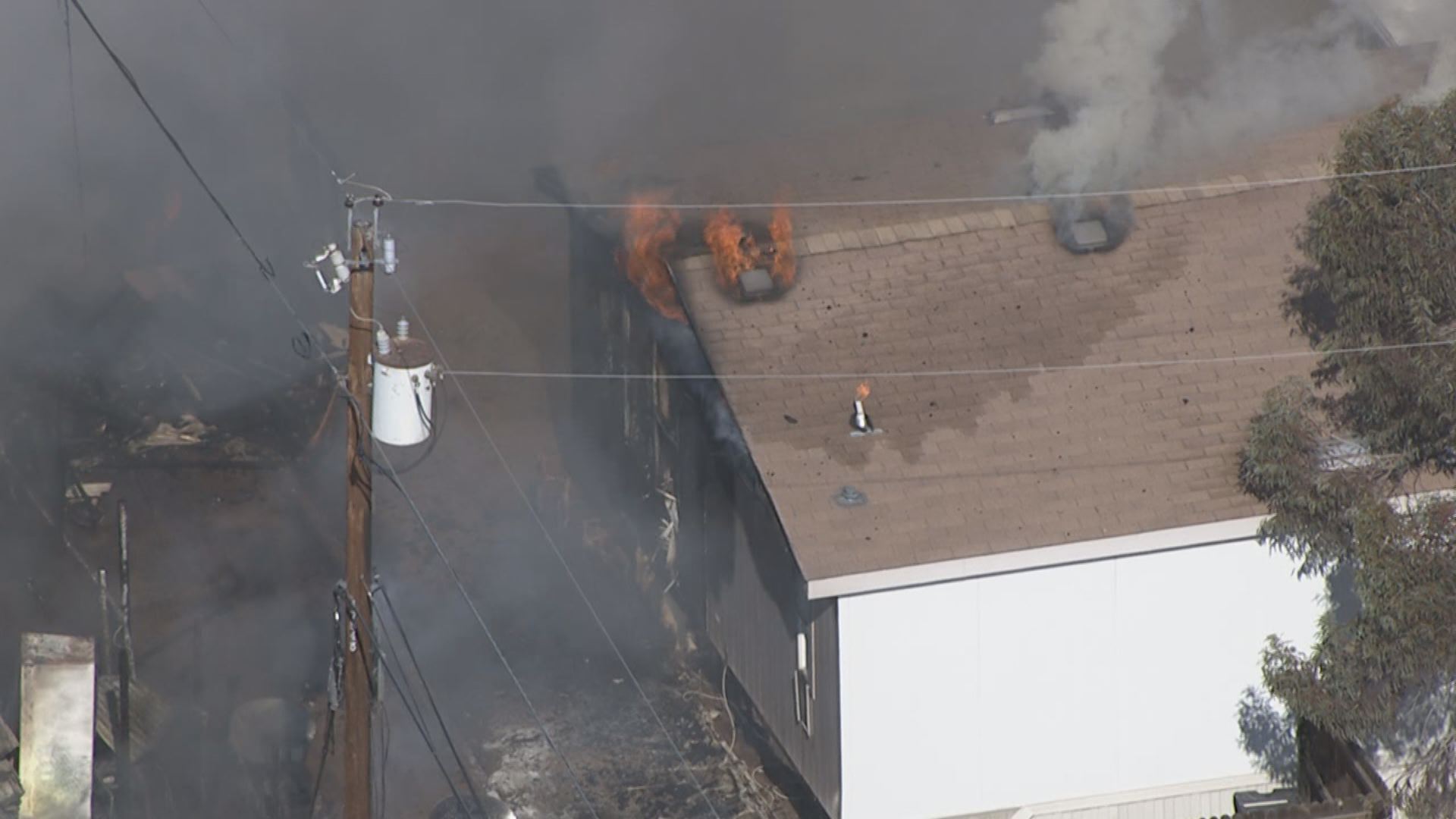 Crews respond to Phoenix house fire | 12news.com