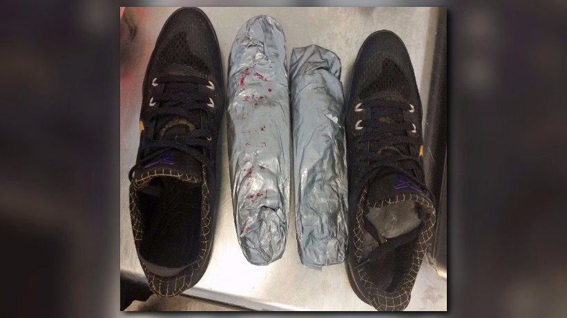 Man caught trying to smuggle $20,700 worth of heroin in his shoes ...