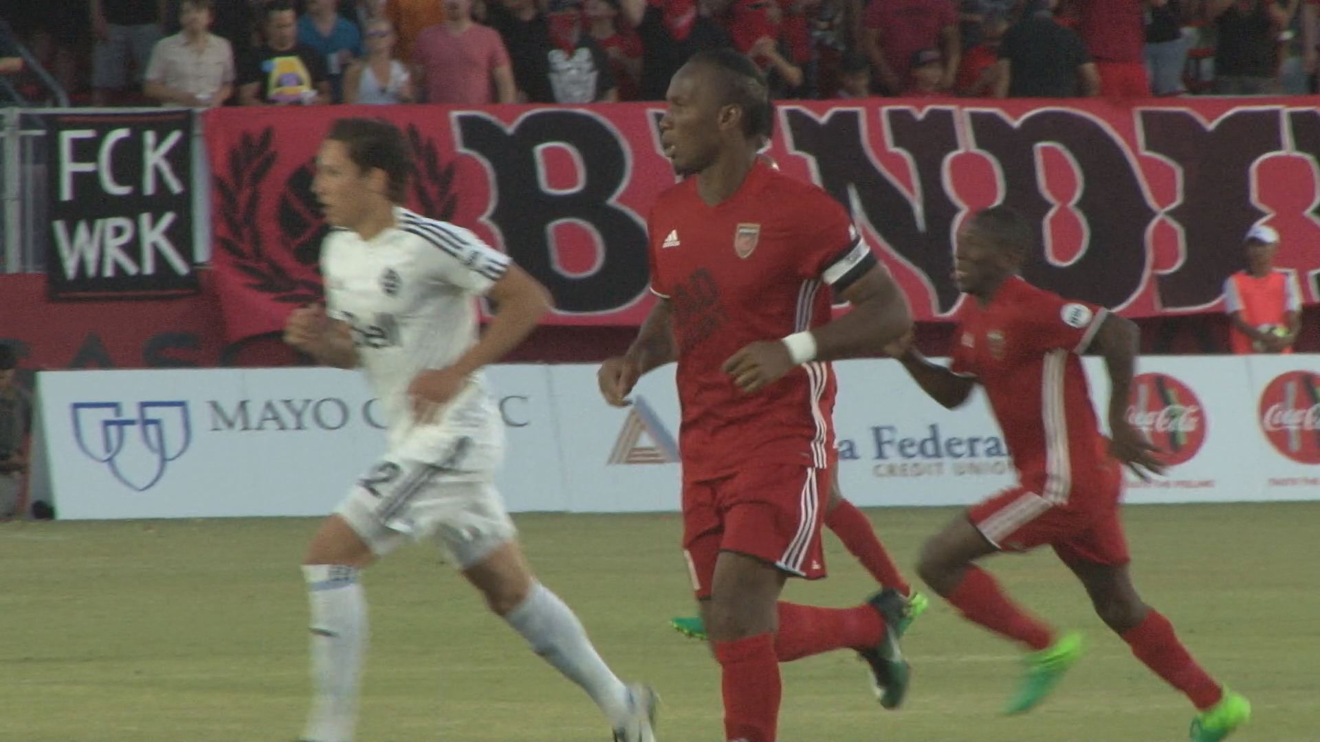 Didier Drogba mania hits Phoenix in his first Rising game | 12news.com