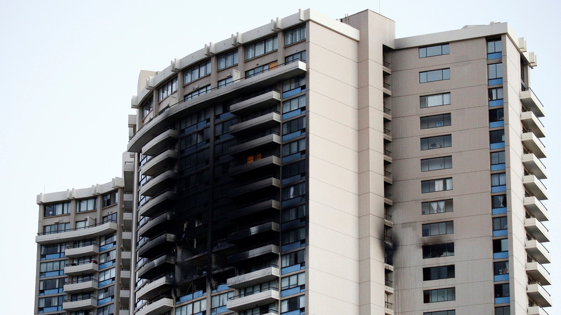 Elderly woman, adult son among 3 dead in Honolulu high-rise fire ...