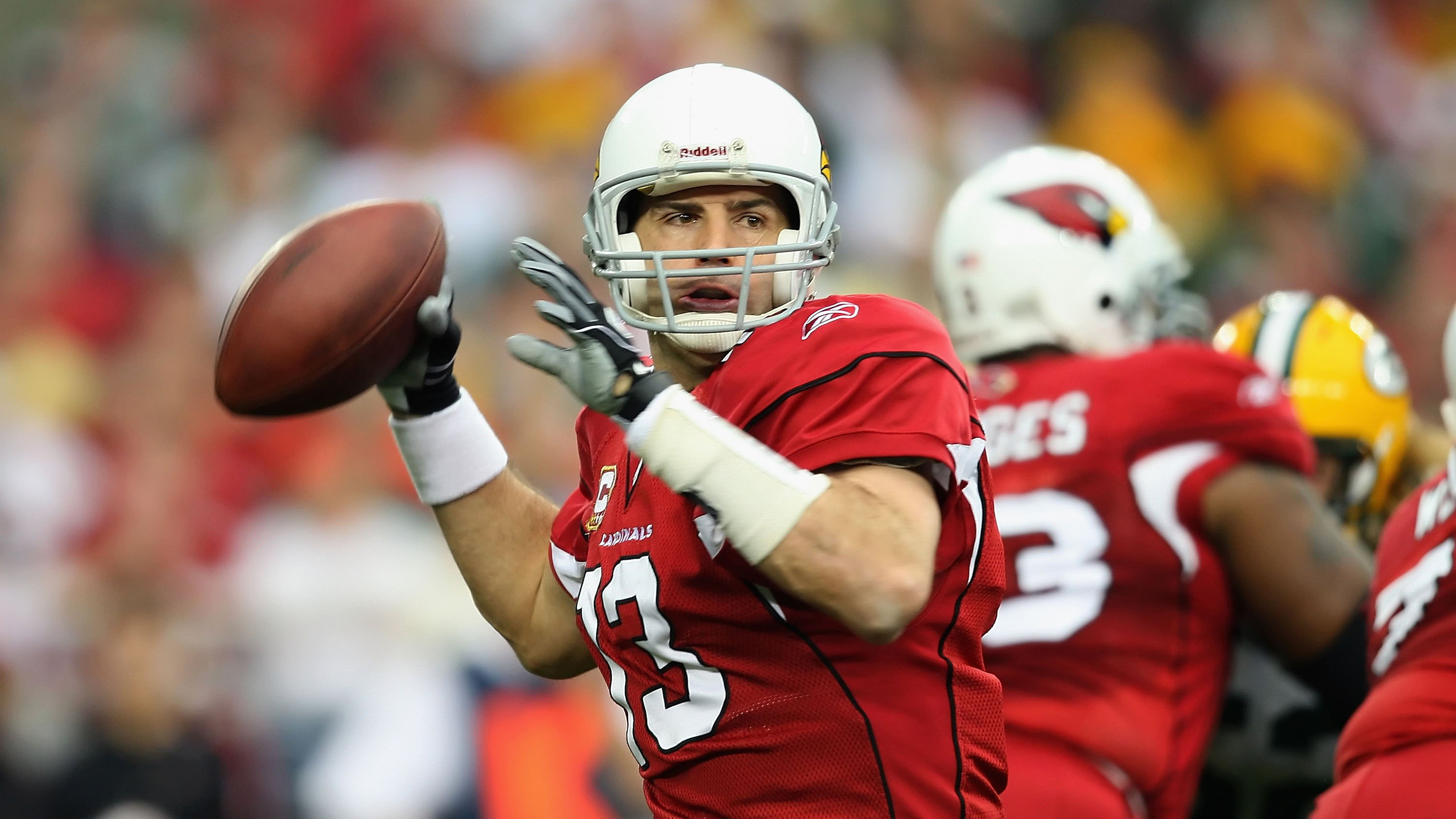 Kurt Warner and NFL stars play flag football for charity | 12news.com